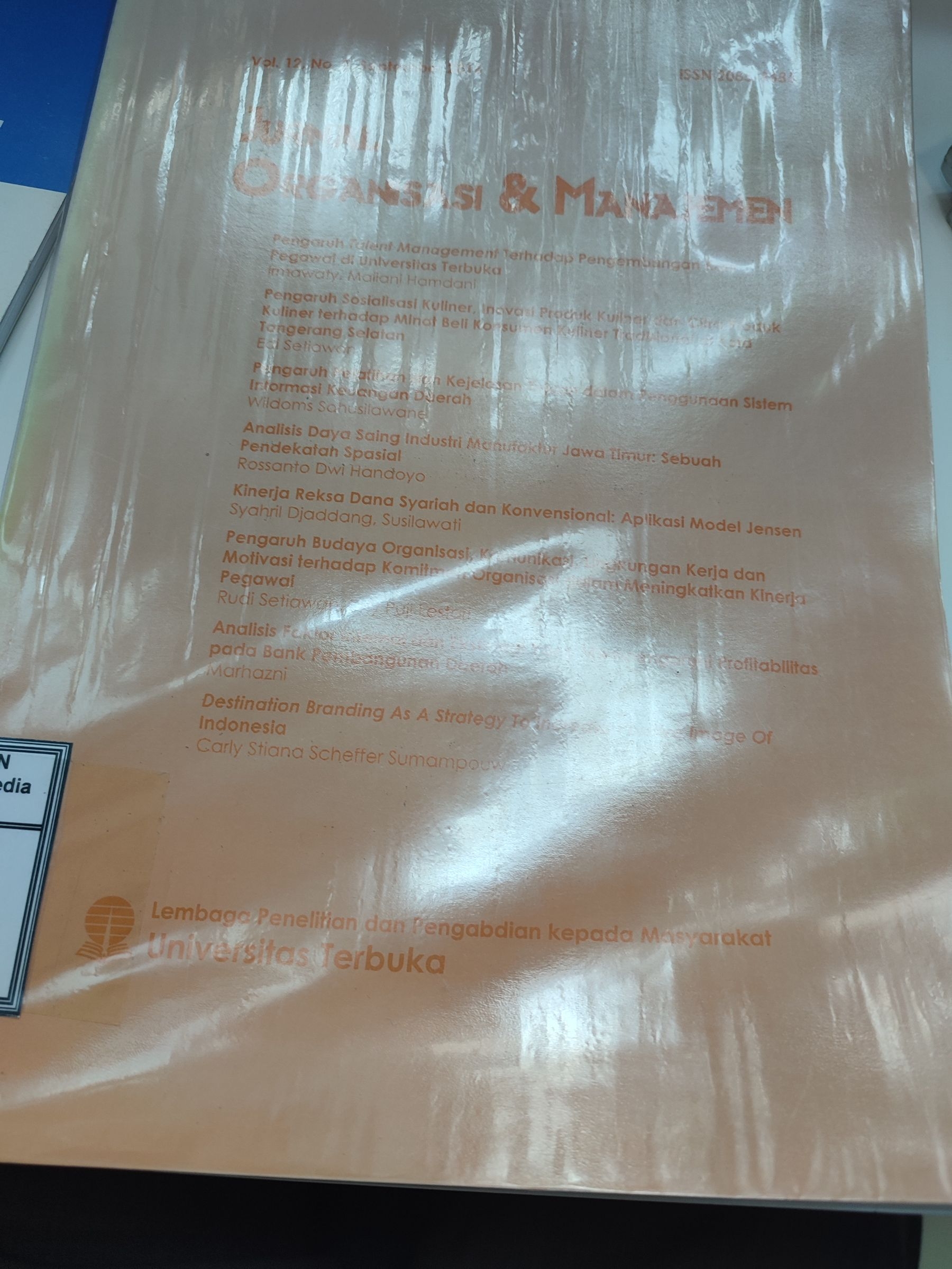 Collections | Universitas Multimedia Nusantara Online Library